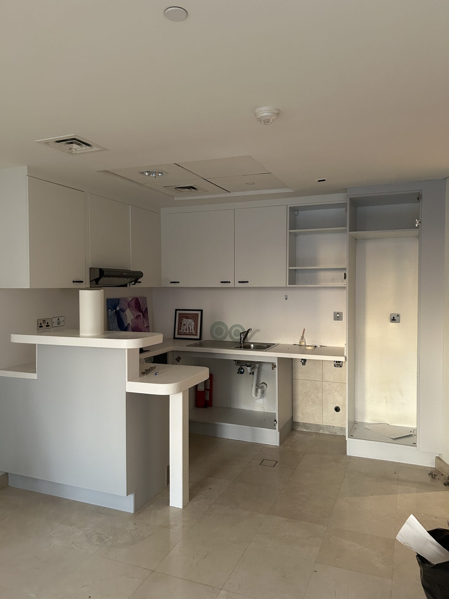 Kitchen Wrapping Dubai | Kitchen Cabinet Wrap Dubai